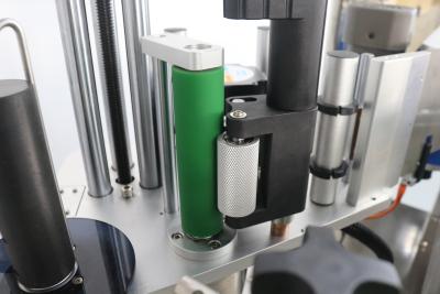 中国 精度 ロール 自動ラベル付け カープ 密封 梱包 価格 販売のため