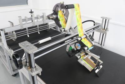 Cina Macchina di etichettatura piatta completamente automatica ad alta capacità 40-120 PCS/min SS 304/SS 316 in vendita
