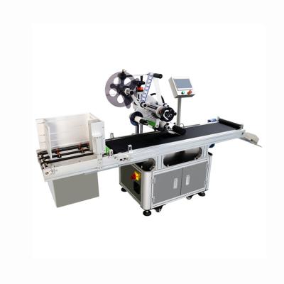 Cina 650mmX500mmX850mm scatola di plastica completamente automatica tipo di attrito Paging e etichettatura macchina in vendita