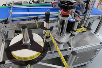 Cina Macchine di etichettatura autoadesiva per casse alimentari cartone adesivo per cartone quadrato/bottiglia in vendita