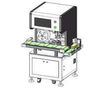 China Electric Driven Automatic CCD Vision Labeling Machine for Flat Card Plastic Pouch Bags 220V 2500W for sale