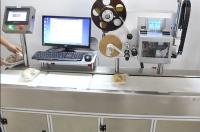 China Automatic Weighing Barcode Labeling Machine 220V 550W for Food Packaging for sale