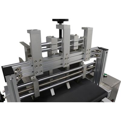 Cina Macchina di etichettatura elettrica per bottiglie a superficie piatta e sacchetti di separazione in vendita