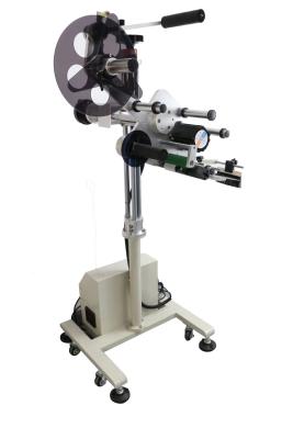 China Automatic Labeling Machine for Flat Surface High Precision Plane Pouch Bag Sticker for sale
