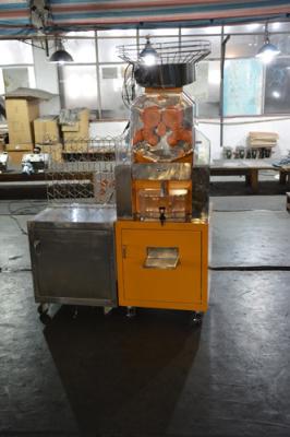 China Antirust Stainless Steel Automatic Orange Juicer Machine for Restaurant for sale
