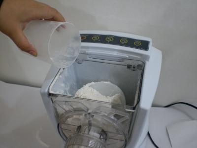 China 50HZ 120W Home - Made Fsat Automatic Pasta Machine, Equipment For Making Rigatoni Bucatini for sale