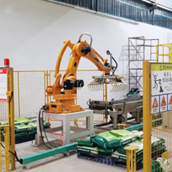 Quality KUKA Industrial Robot 6Axis Playload 120KG 140KG 210KG Pick and Place Palletizin for sale