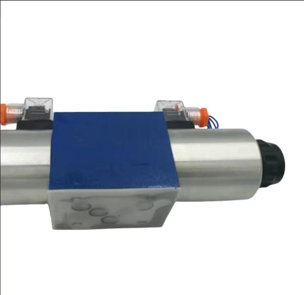 Quality Mechanical Rexroth Solenoid Valve 4WE6L62/EG24N9K4 4WE10Y33/CG24N9K4 4WE10D33/CG24N9K4 for sale
