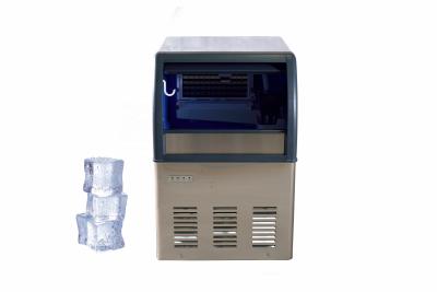China Ice Cube Making Machine Commercial 5000kg Automatic Air Cooling Sanyo Compressor for sale