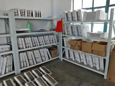 Cina Frigorifero Frigorifero Ice Cube Maker con Cube Making Machine e Copper Evaporator in vendita