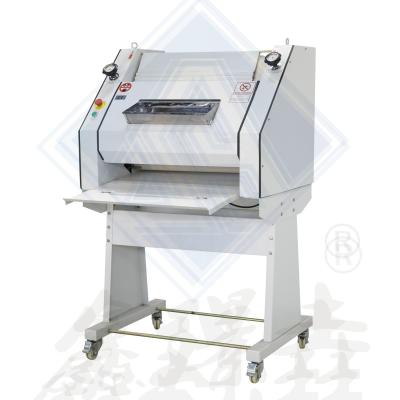 China 220V High Productivity Bakery Bread Dough Moulder for Making Baguette and French Bread for sale