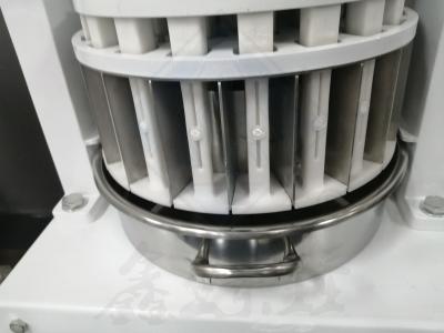 China Manual Dough Divider Machine for Small Businesses Streamline Your Baking Process for sale