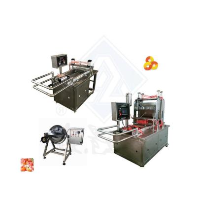 China 500kgs Pectin Bear Candy Depositing Machine for Large-scale Gummy Candy Production for sale