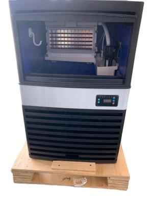 China Commercial 140P 63kg/day Ice Cube Making Machine with 500KG Ice Storage Capacity for sale