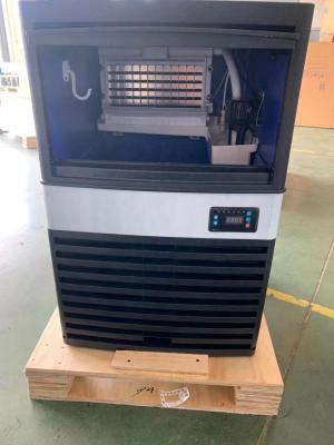 China Commercial 140P 63kg/day Ice Cube Making Machine with 500KG Ice Storage Capacity for sale