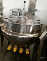 China Depositing Function Candy Making Machine for Mango Jelly and Vitamin Gummy Production for sale
