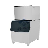 China Self Service Mini Ice Cube Machine with Air Cooling and Convenient Bagging Capability for sale