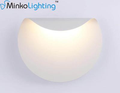 China China Outdoor Fixtures Modern Led Wall Light for sale