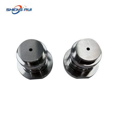 Cina Annealing Heat Treatment Bushing Punch With Silver Finish For Forging Process in vendita