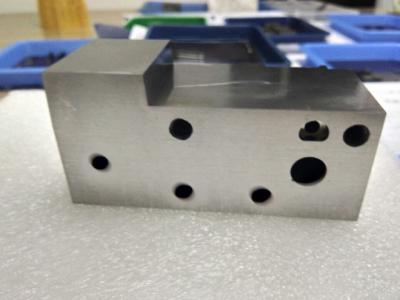 Cina Il taglio lavorante del cavo di CNC parte la superficie di lucidatura di rivestimento di placcatura di Chrome in vendita