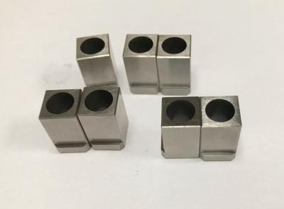 Cina I ricambi auto di CNC di precisione, muffa del connettore si separa la nichelatura in vendita