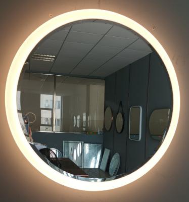 Cina Luce acrilica dello specchio del bagno del giro LED per vestire area in vendita