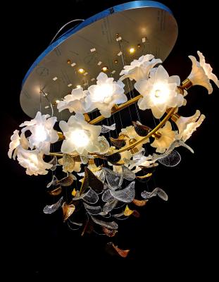 China High End Art Romantic White Floral Lobby Chandelier High End Duplex Villa for sale