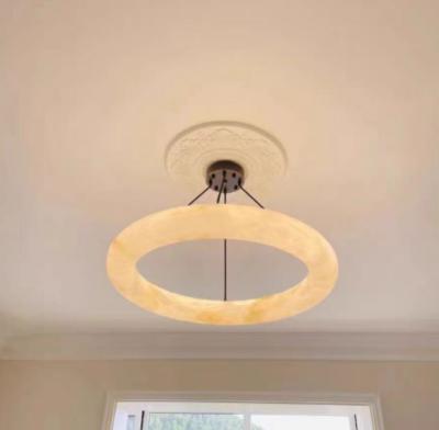 Cina Miglior prezzo Danimarca Modern Creative Minimalist Living Room Hotel Villa Decorazione Rotondo Marmo Pendente Luce Lampada di soffitto in vendita