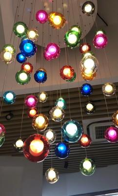 China Lampada a sfera di vetro a scala lunga a sospensione a LED Luce di soffitto Illuminazione creativa per la casa lampadario moderno for sale