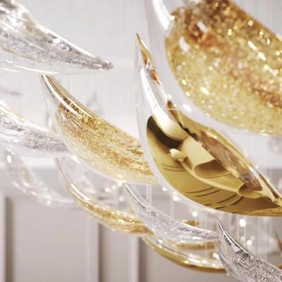 Cina Customized Hotel Lobby Cristallo lampadario moderno lusso Decorativo Large Glass Leaf Led Pendent Light in vendita