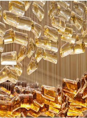Cina Lobby dell' hotel lampadario di vetro personalizzato con ottone e accenti di cristallo in vendita