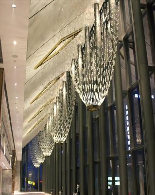 Cina Tipo di cortina a barra di cristallo lampadario a LED grande lampadario ad alto soffitto ornato in vendita