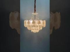 Moderne Decke angebrachter Crystal Chandelier Stylish And Luxurious für Inneneinrichtung