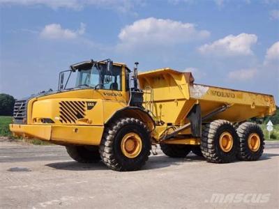 VOLVO Articulated dump Truck Pumps