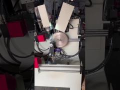 LDX-026A Máquina de molienda de ángulo delantero y trasero de hoja de sierra de madera totalmente automática