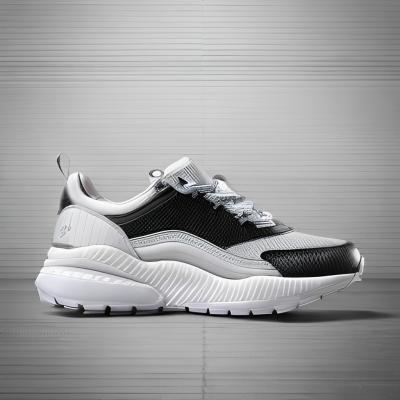 Cina Fashion Trend Mesh Scarpe da sport leggere con suola in gomma in vendita