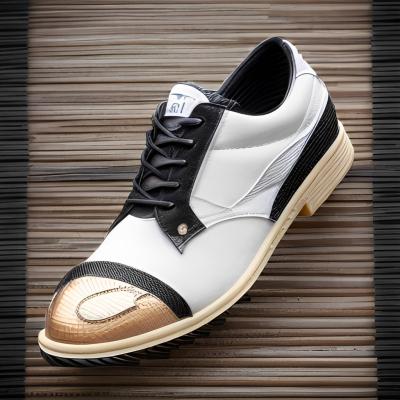 Cina Ancoraggio antiscivolo Scarpe da golf personalizzate in cuoio in PU in vendita