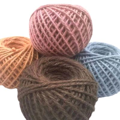 China Kleur Jute draad Ball gebreide touw Klassiek gekamd Mercerized zijde Jute touw voor schoenen Te koop
