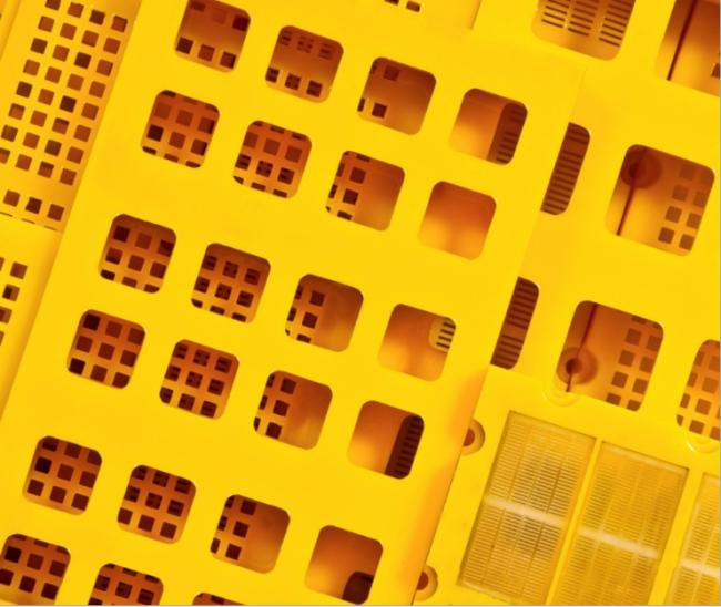 Square hole polyurethane screen panel