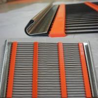 China Poly Ripple Self Cleaning Wire Mesh  For Black Vibrating Quarry Mining Sieving for sale