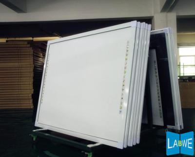 China Infrarotfinger-Note intelligentes wechselwirkendes Whiteboard für Klassenzimmer zu verkaufen