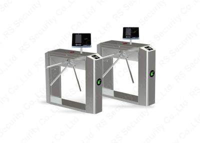 Cina Riconoscimento di fronte automatico dei cancelli girevoli del controllo di accesso tre barriere del braccio in vendita