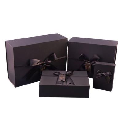 Cina Contenitore di regalo cosmetico del pacchetto della scatola del boutique bianco cosmetico di lusso su ordinazione del nero in vendita
