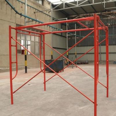 Cina Scaffalature in acciaio Q355 rosso rivestite in polvere per costruzioni pesanti in vendita