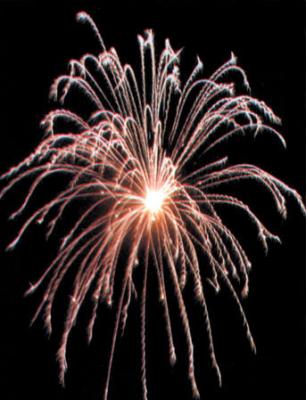 China Bolo colorido do consumidor dos fogos-de-artifício do chinês un0336 1,4 com certificado do CE à venda