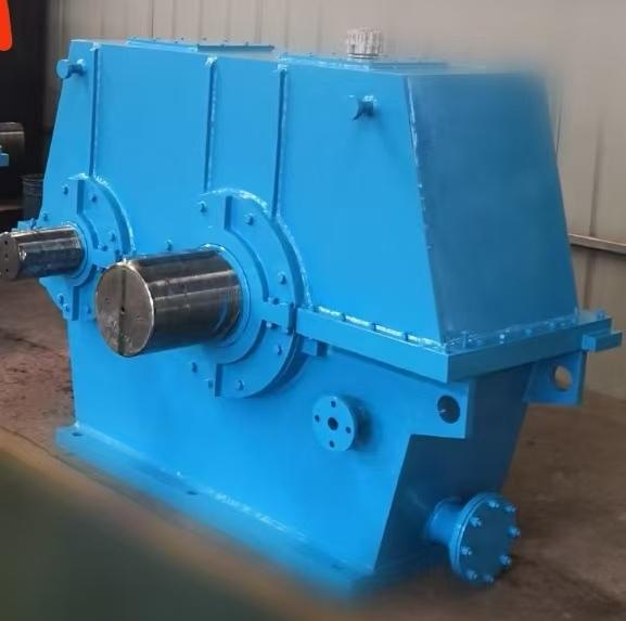 Quality Dedicated Ball Mill Gearbox In The Cement Industry 10-20rpm Output Speed for sale