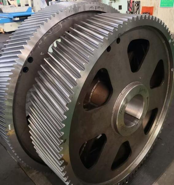 Quality Involute Cylindrical Gear & Gear Shaft Constant Velocity Ratio Center Distance for sale