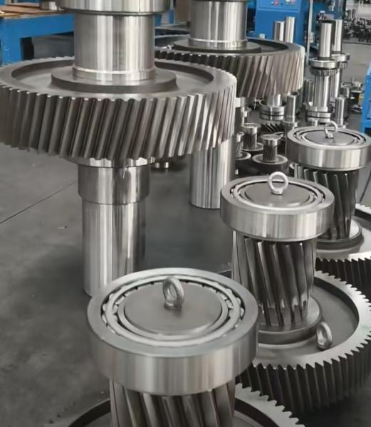 Quality Involute Cylindrical Gear & Gear Shaft Constant Velocity Ratio Center Distance for sale