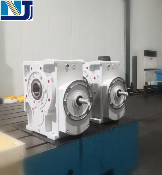 Quality Coal Mining Machinery Gearbox with IP67 Protection High Power Density and Compact Design for Shearer and Roadheader for sale