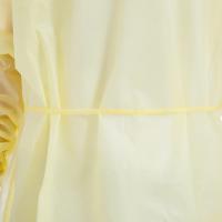 China Disposable SMS Level 2 Isolation Gown 120x140cm CE ISO13485 for sale